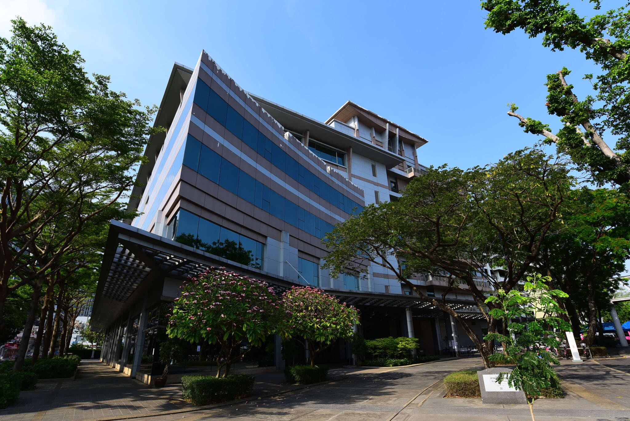 Chula to Seek New Ways of Reducing Health Risk of the Community ...