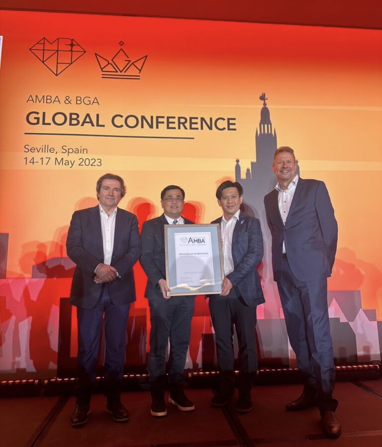 คณะพาณิชยศาสตร์และการบัญชี จุฬาฯ The Top-ranked Business School with ...