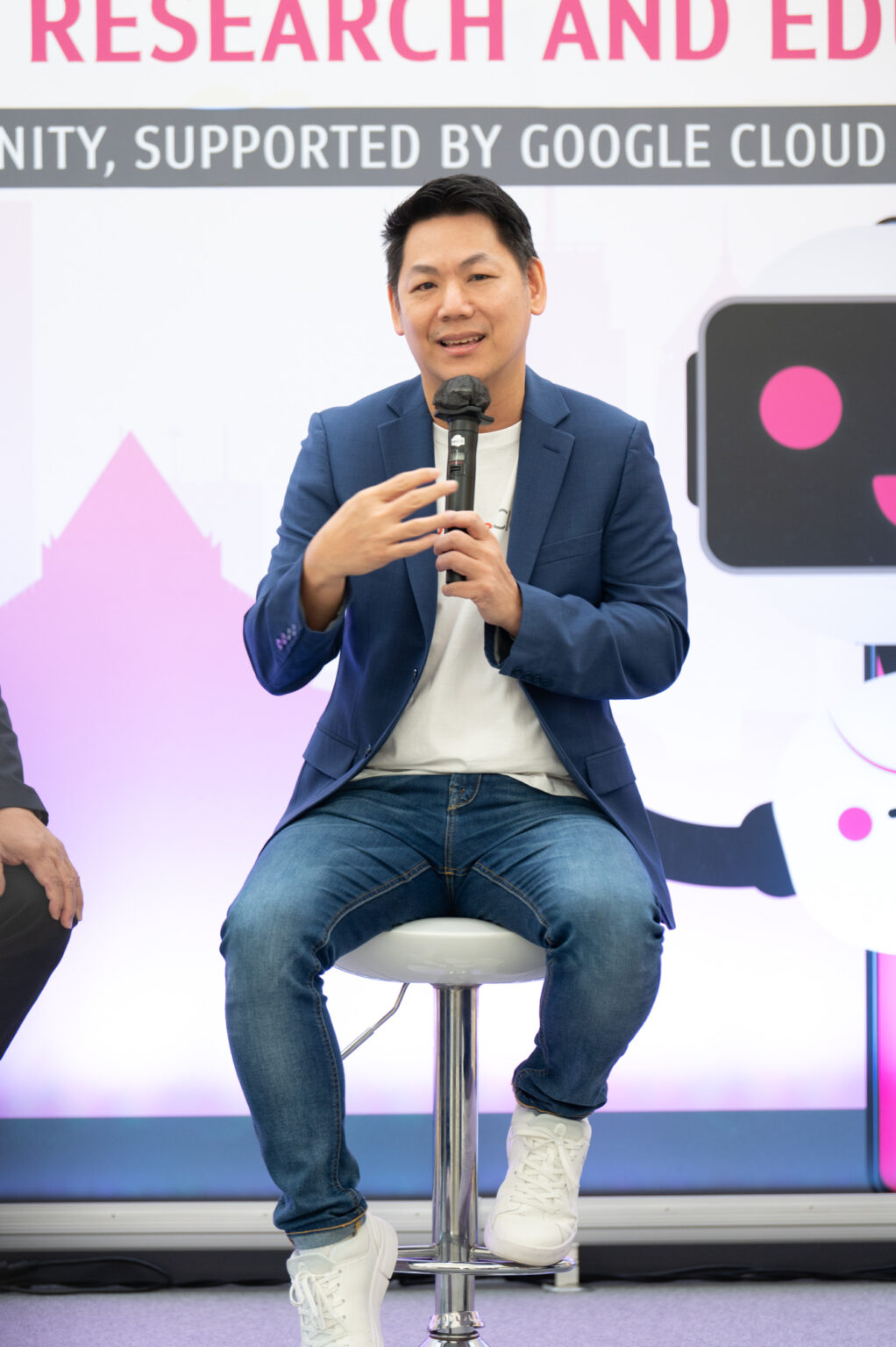 Chula Pioneers Generative AI for Education with "ChulaGENIE ...