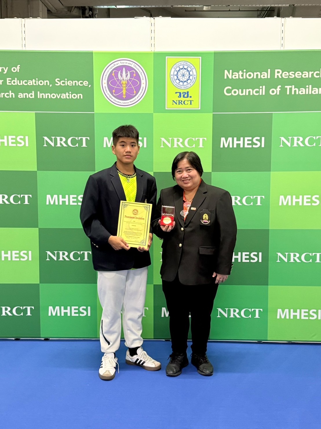 Chula’s Eco-Friendly Canine Blood Draw Training Model Wins Gold ...