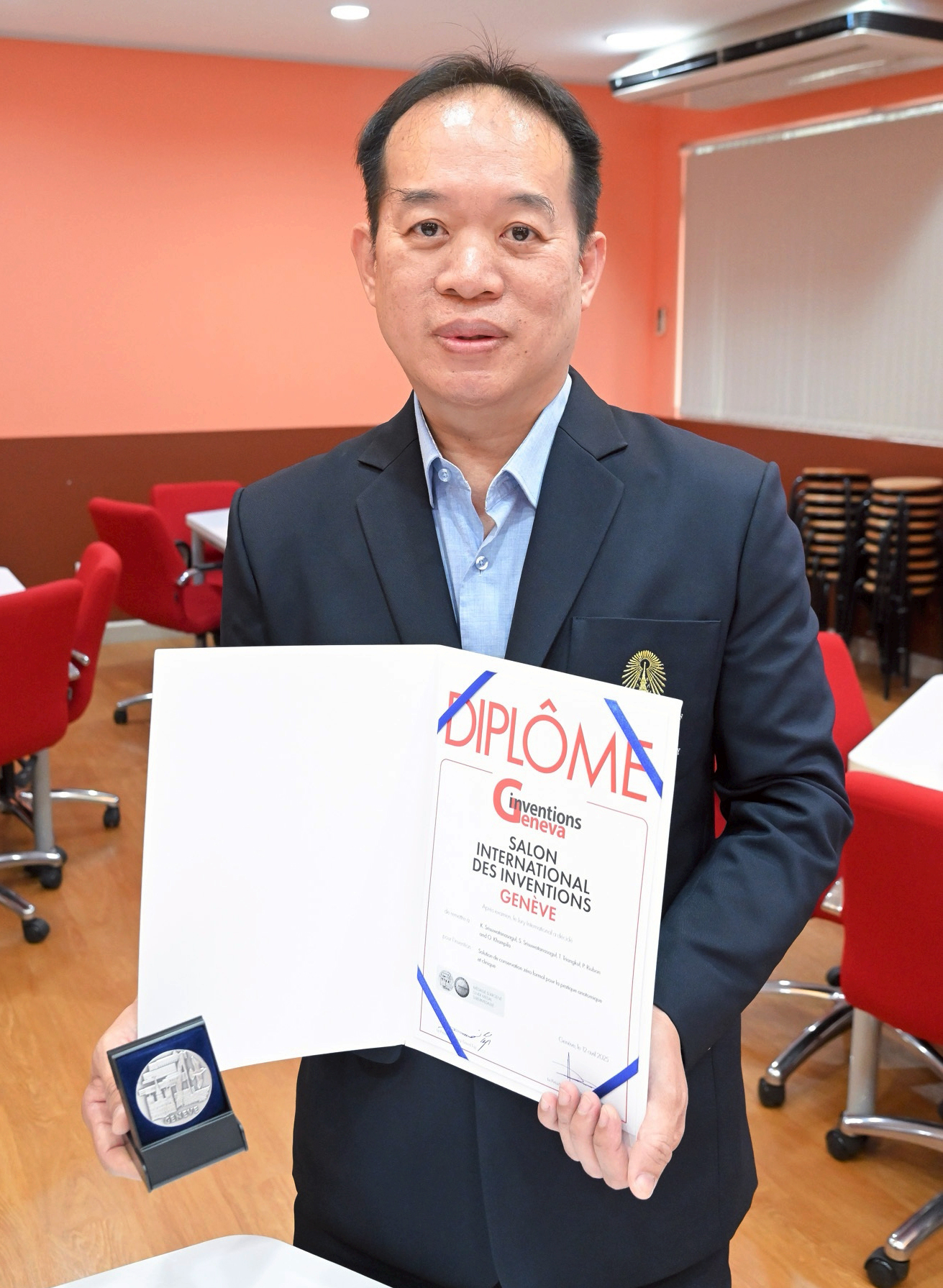 “ZF(Zero Formalin)” นวัตกรรมจุฬาฯ คว้ารางวัลนานาชาติพลิกโฉมการเรียนกายวิภาคในสัตว์อย่างปลอดภัย ...